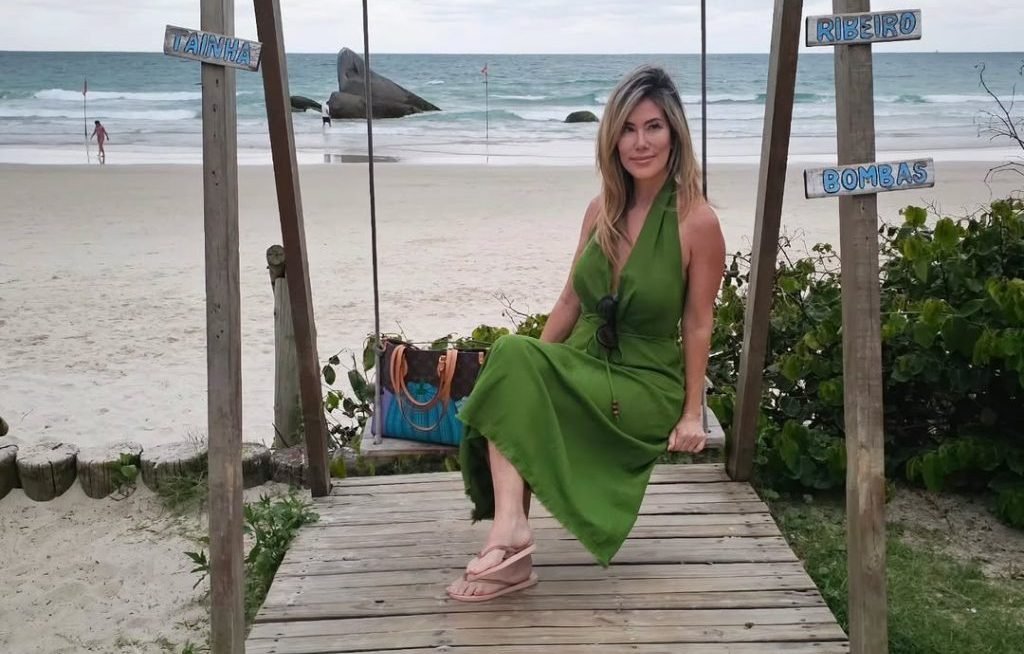 Así fue la "Hawai Party" de Ana María Sánchez